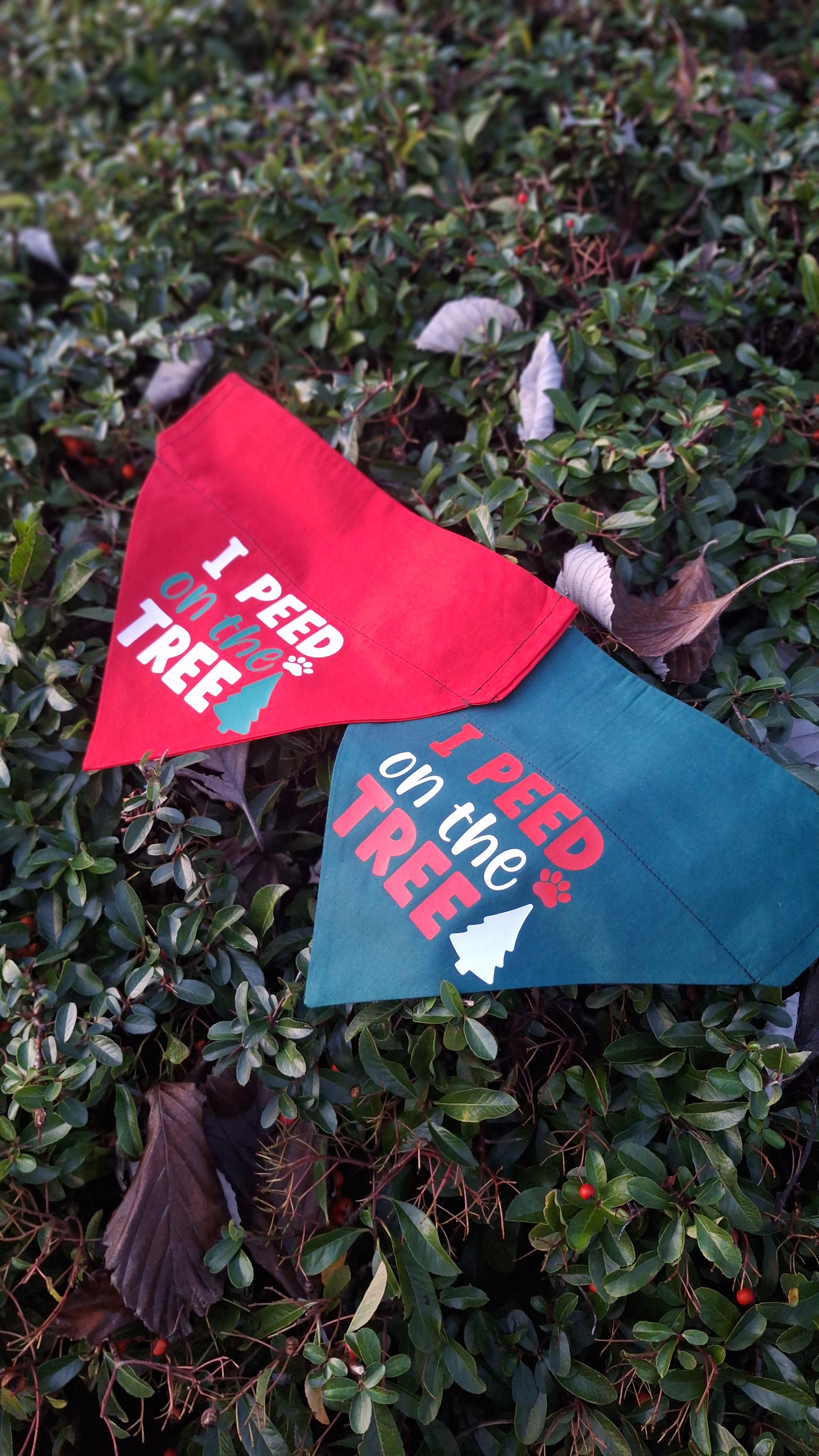 I Peed on The Tree Bandana – Yin & Yang Pet House